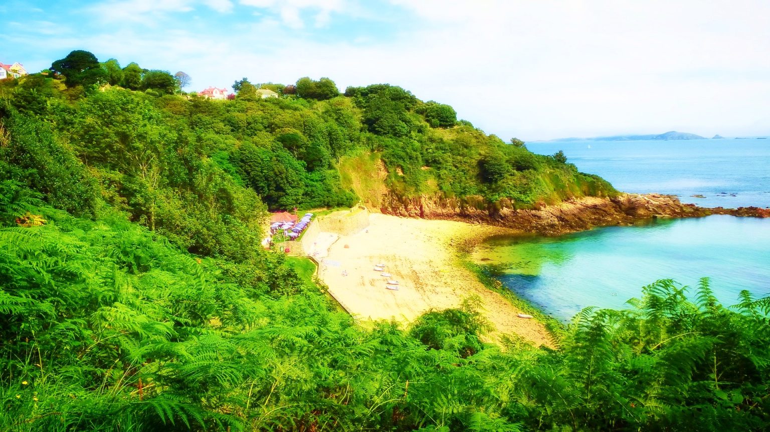 Romantic Things To Do In Guernsey For Couples - Faded Spring