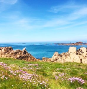 Romantic Things To Do In Guernsey For Couples - Faded Spring
