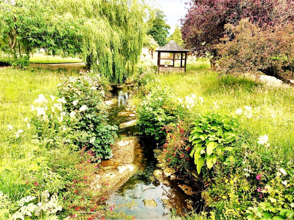 Fun Things To Do In Fife Scotland On A Date - Faded Spring