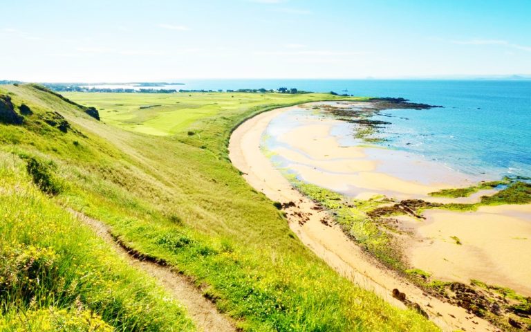 Fun Things To Do In Fife Scotland On A Date - Faded Spring