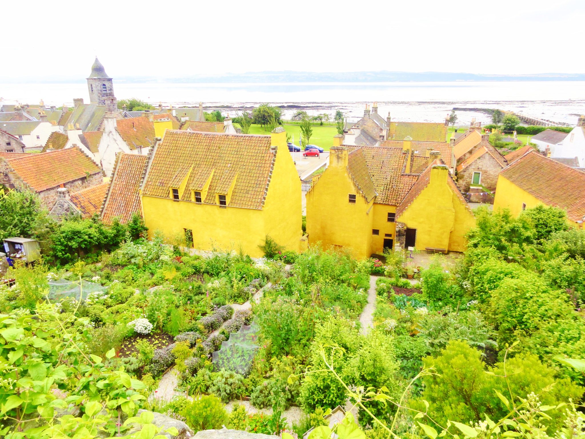 Fun Things To Do In Fife Scotland On A Date - Faded Spring